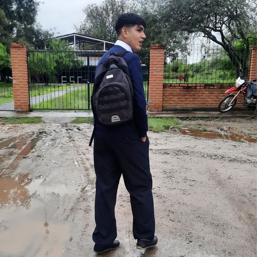 Así fue el inicio del ciclo lectivo en Argentina según Minkai